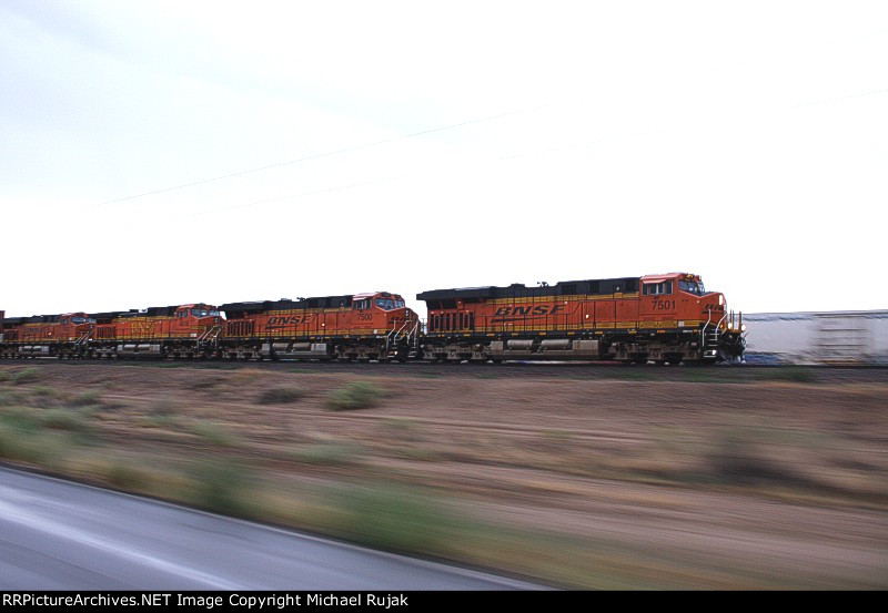 BNSF 7501